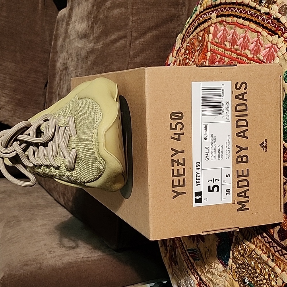 Yeezy 450 Adidas - Gem